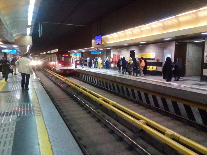 Public Transportation in Tehran - Iran in a promised borderless world!